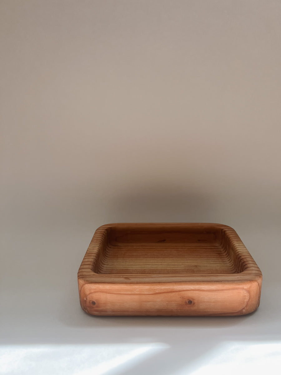 square shallow bowl – Backyard Clay
